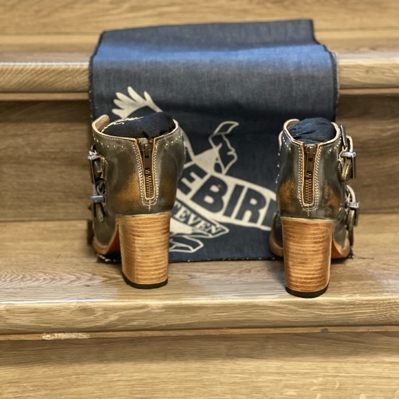 Freebird by Steven | Shoes | Freebird Violet Stone Sz 8 | Poshmark